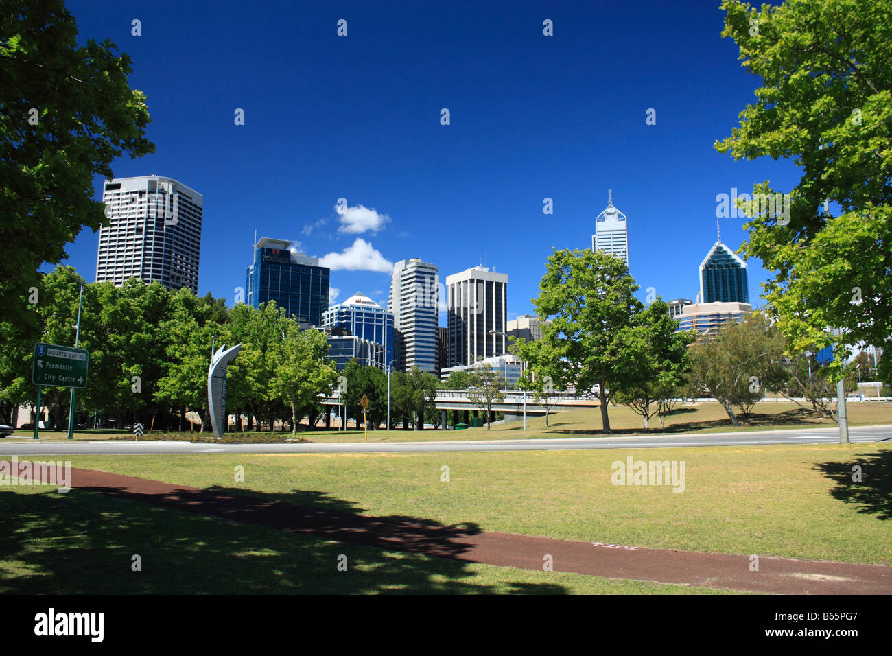 Tall trees western australia hi-res stock photography and images - Alamy