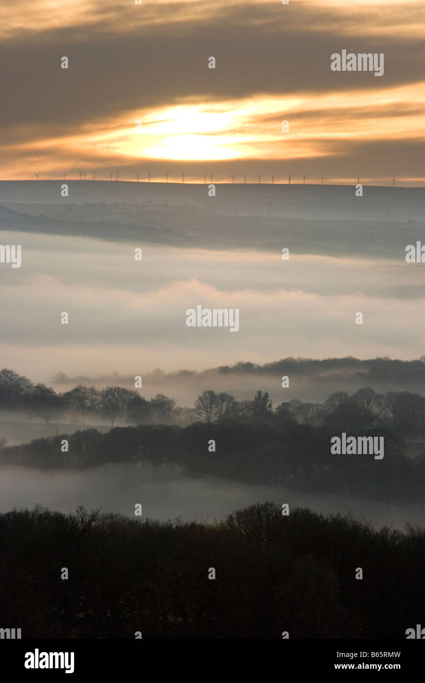 Mist dramatic mist hi-res stock photography and images - Alamy