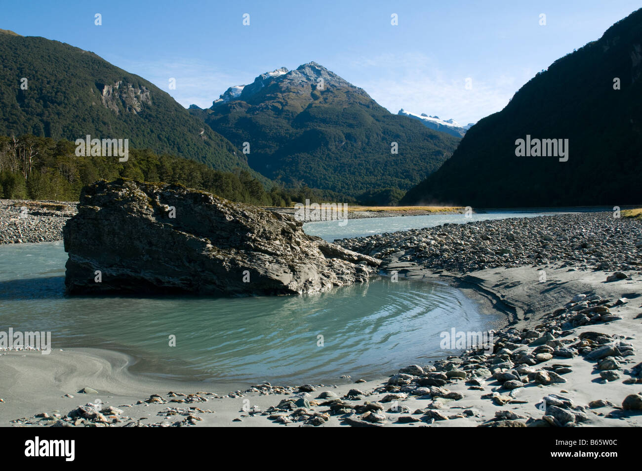 The Bride Peaks from the Dart River valley, Rees Dart track, Mount ...
