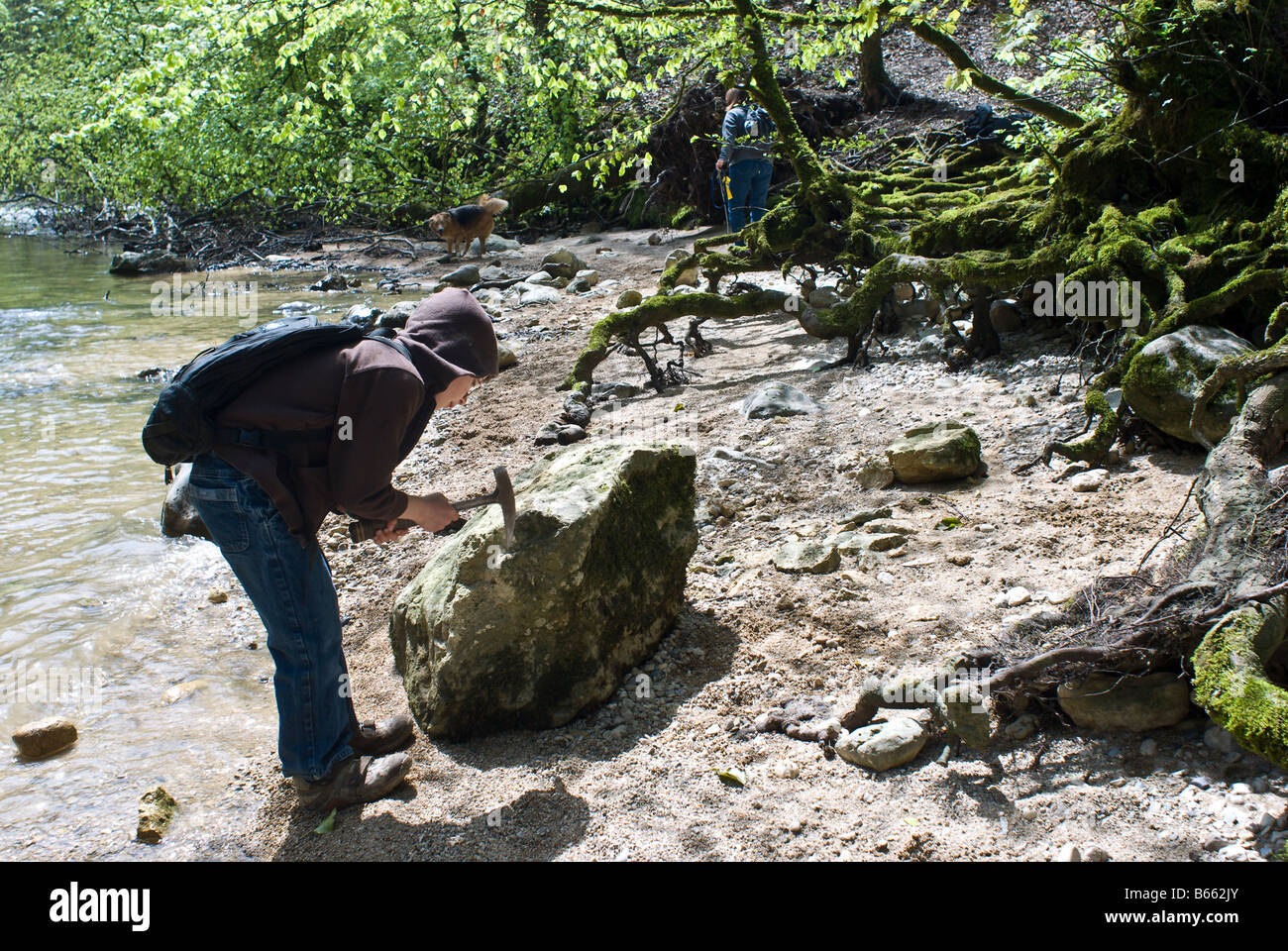 Hammer and pick hi-res stock photography and images - Alamy