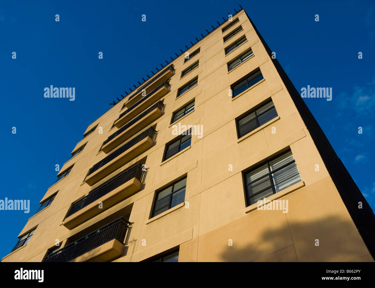 Modern apartment block Stock Photo - Alamy