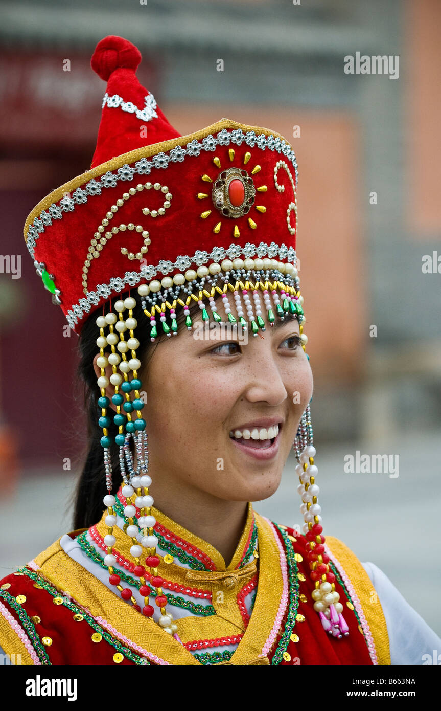 Mongolian women in traditional costume hi-res stock photography and ...