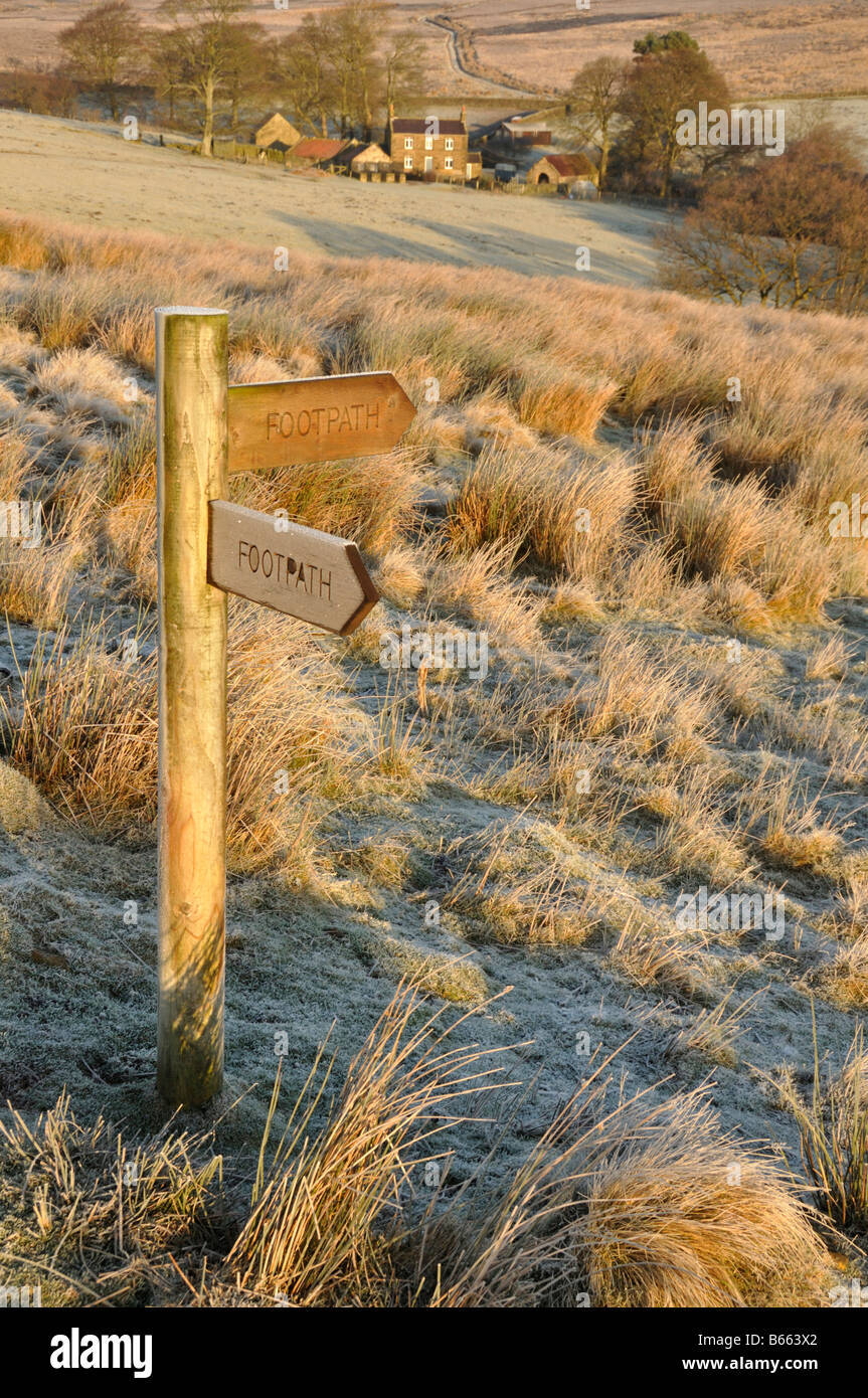 Footpath signpost high ings farm hi-res stock photography and images ...