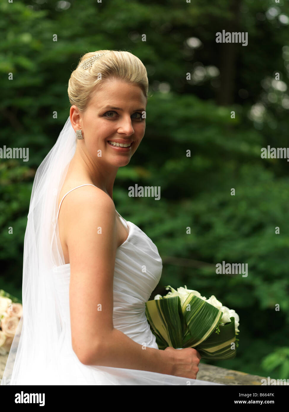 portrait of a bride Stock Photo - Alamy