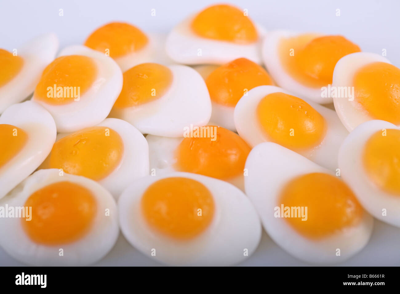 Egg shaped sweets hi-res stock photography and images - Alamy