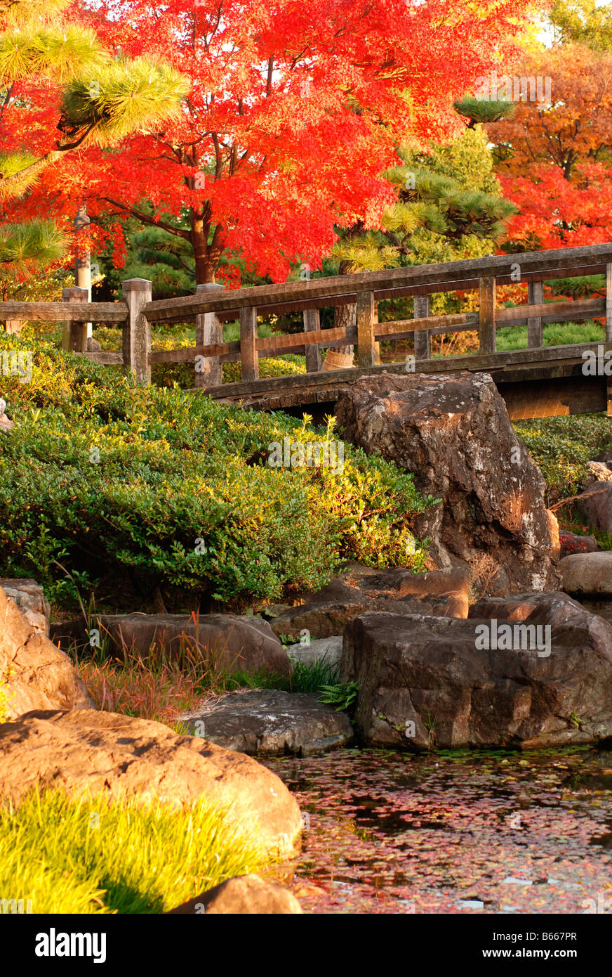 Red and yellow bridge hi-res stock photography and images - Alamy