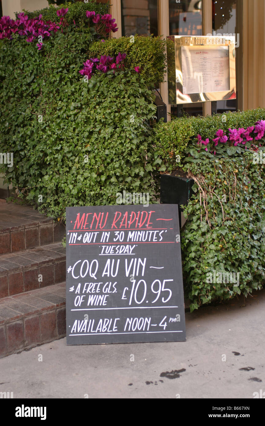 Outside fast food menu hi-res stock photography and images - Alamy