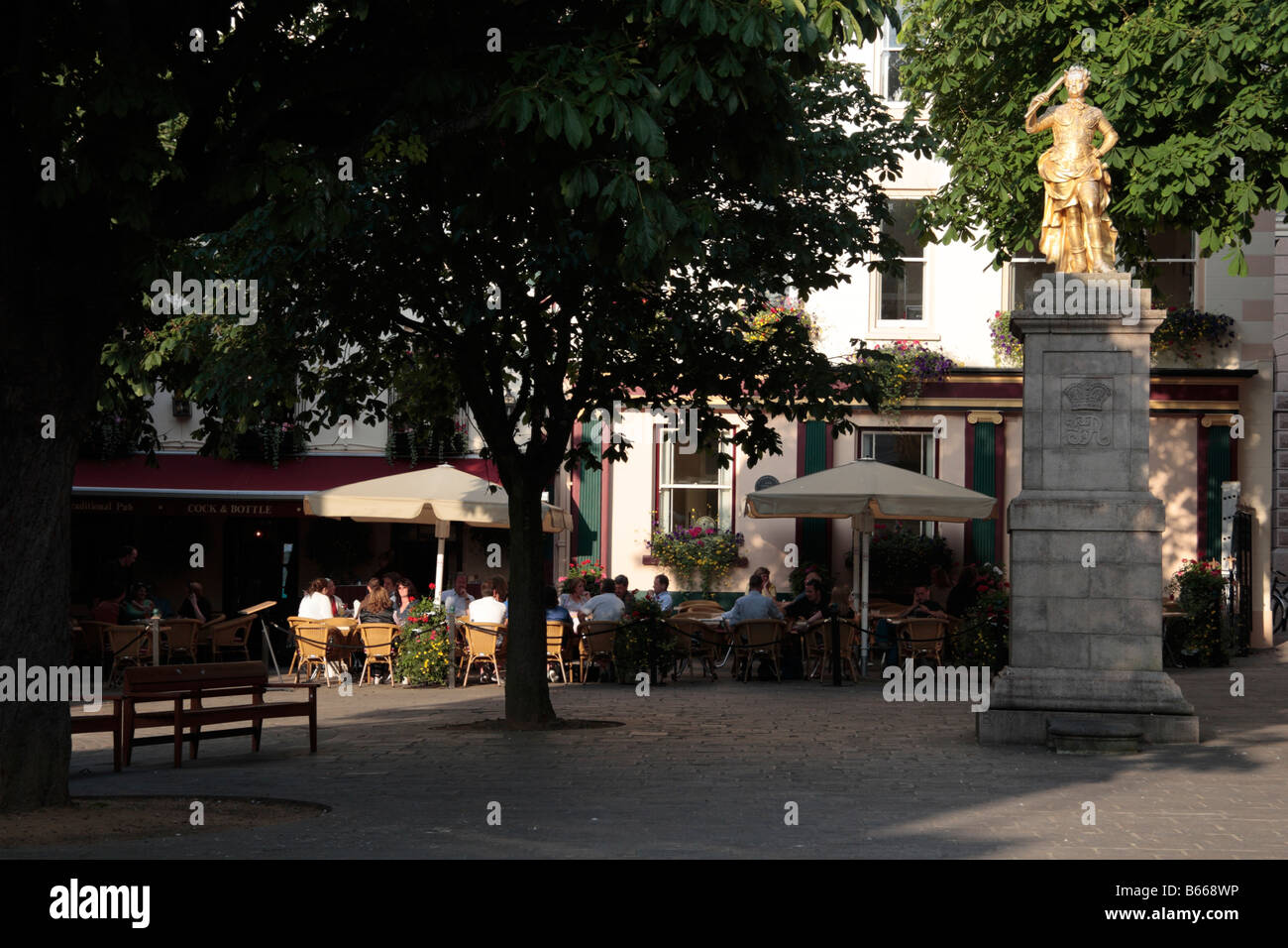 A summers evening in the Royal Square in Jersey Channel Islands Stock ...