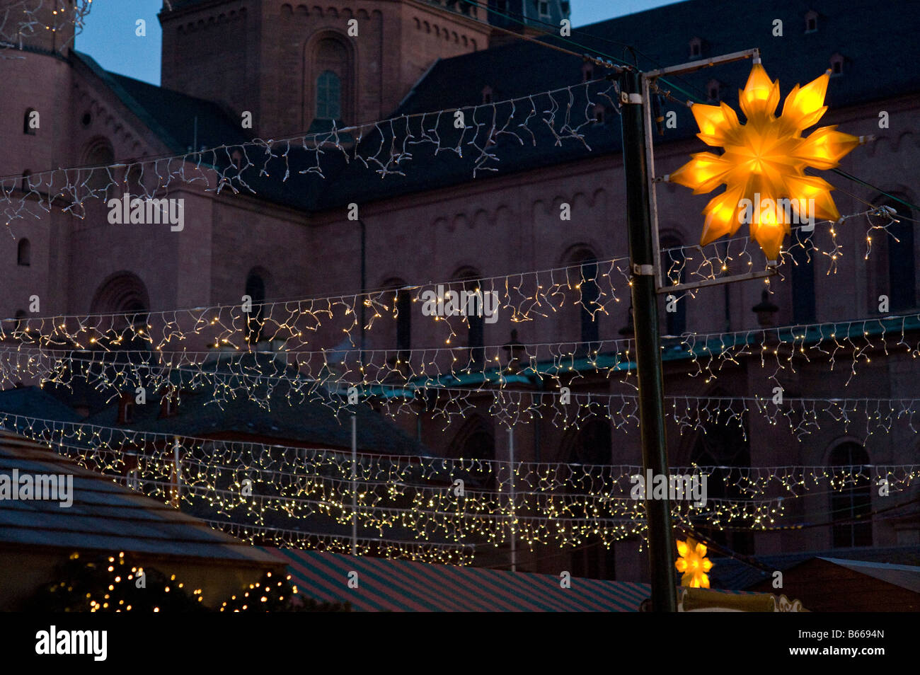 Scenes from a german Christmas market Stock Photo - Alamy