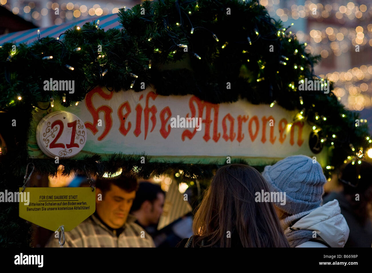 Scenes from a german Christmas market Stock Photo - Alamy