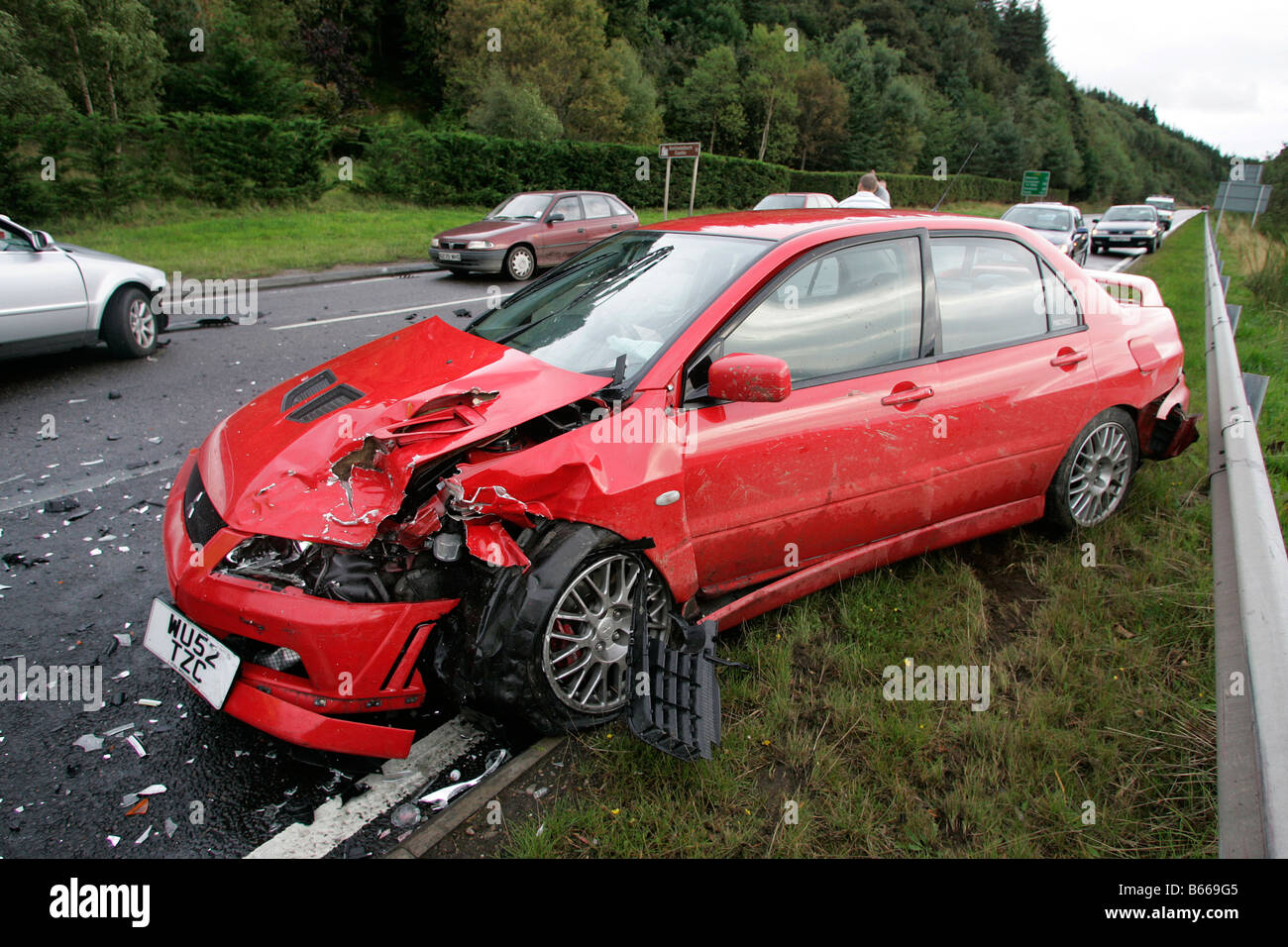 Scene accident head on collision between hi-res stock photography and ...