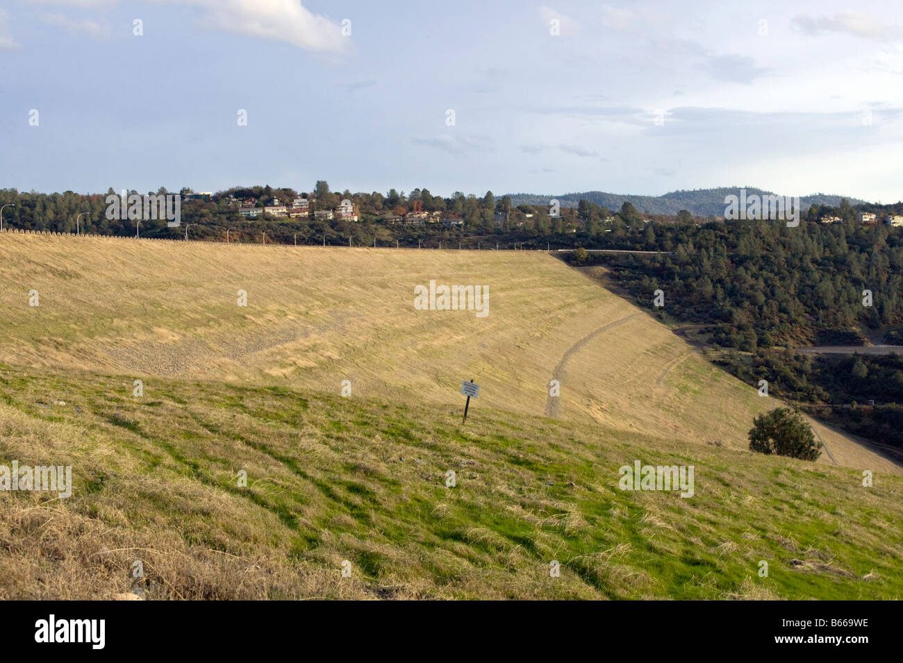 Earth fill hi-res stock photography and images - Alamy