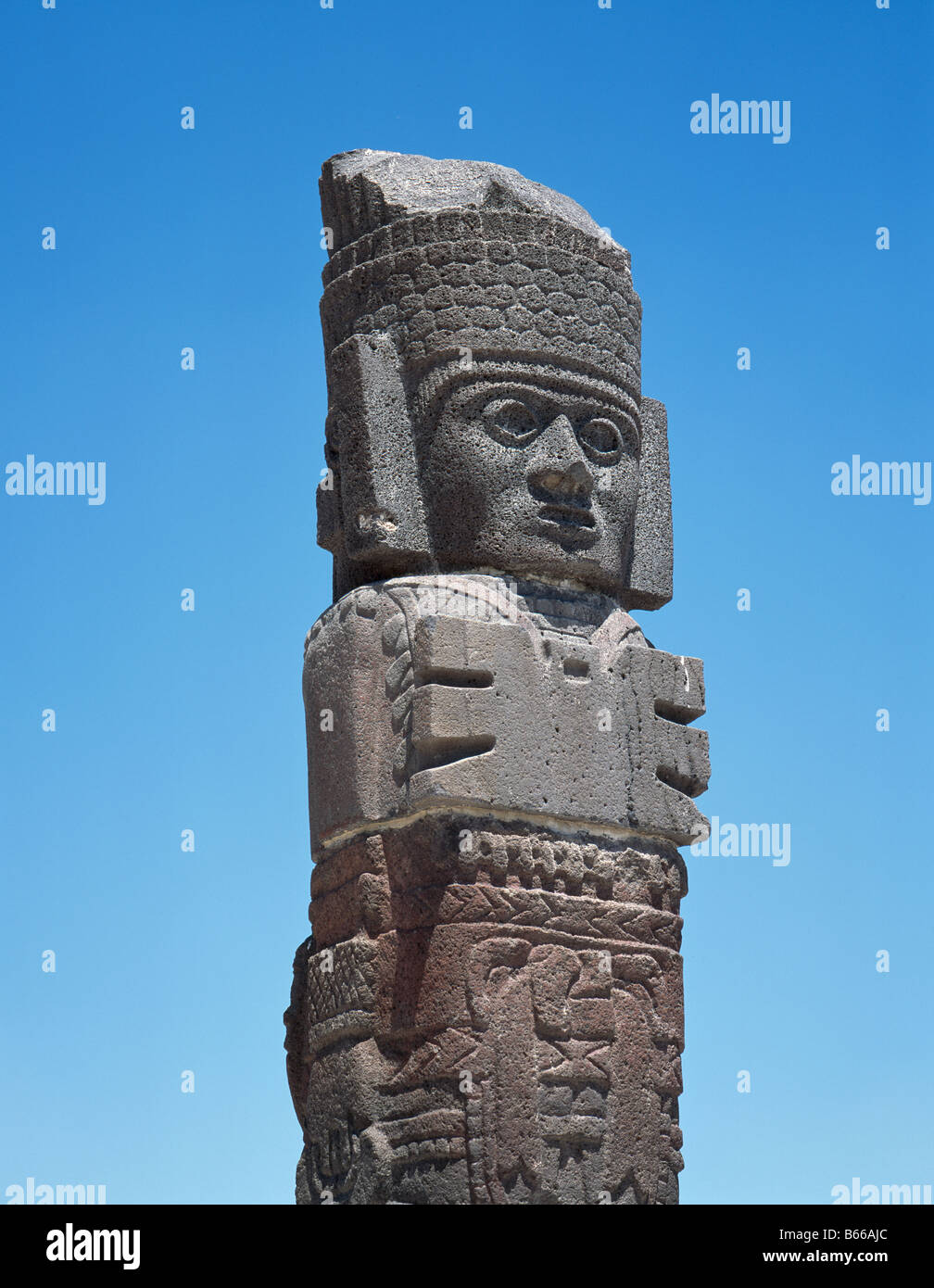 Mexico Tula Atlantes On Pyramid B Stock Photo - Alamy