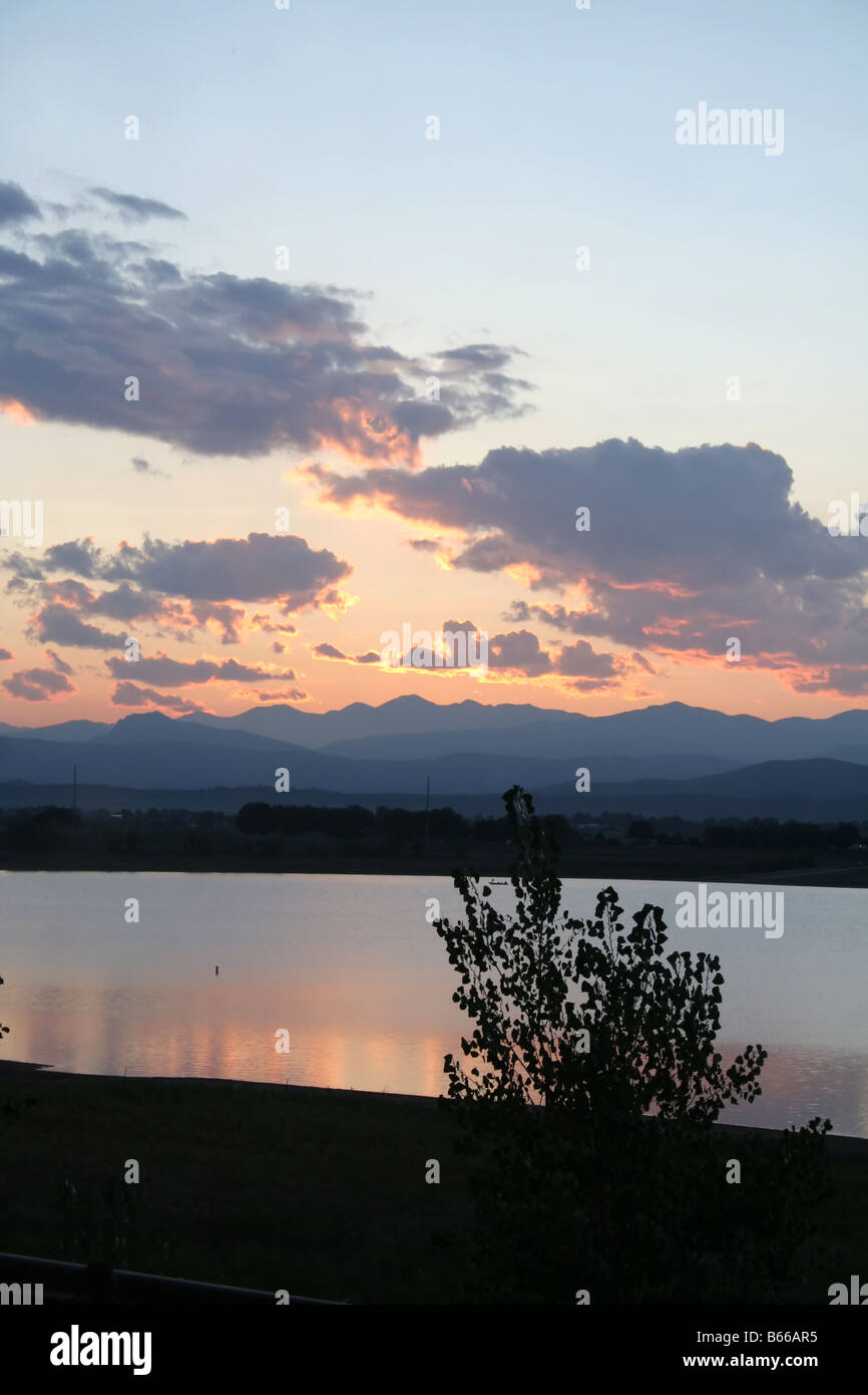 Colorado lake sunset mountain hi-res stock photography and images - Alamy