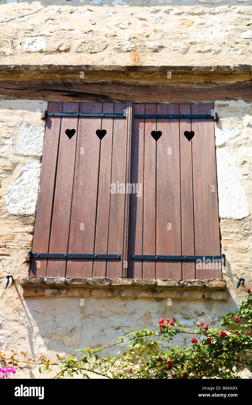 shutters saint paul de vence Stock Photo - Alamy