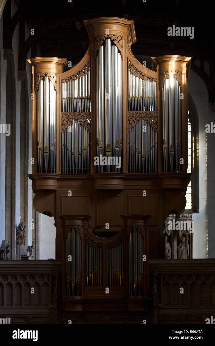 Pipe organ keyboard church hi-res stock photography and images - Alamy