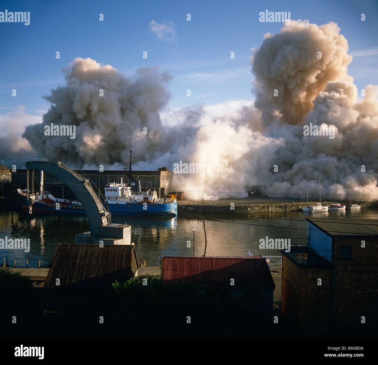 Controlled explosion hi-res stock photography and images - Alamy