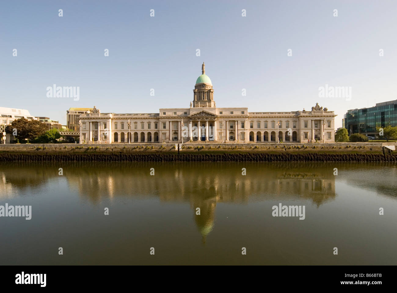 Custom House, Dublin, Ireland Stock Photo - Alamy