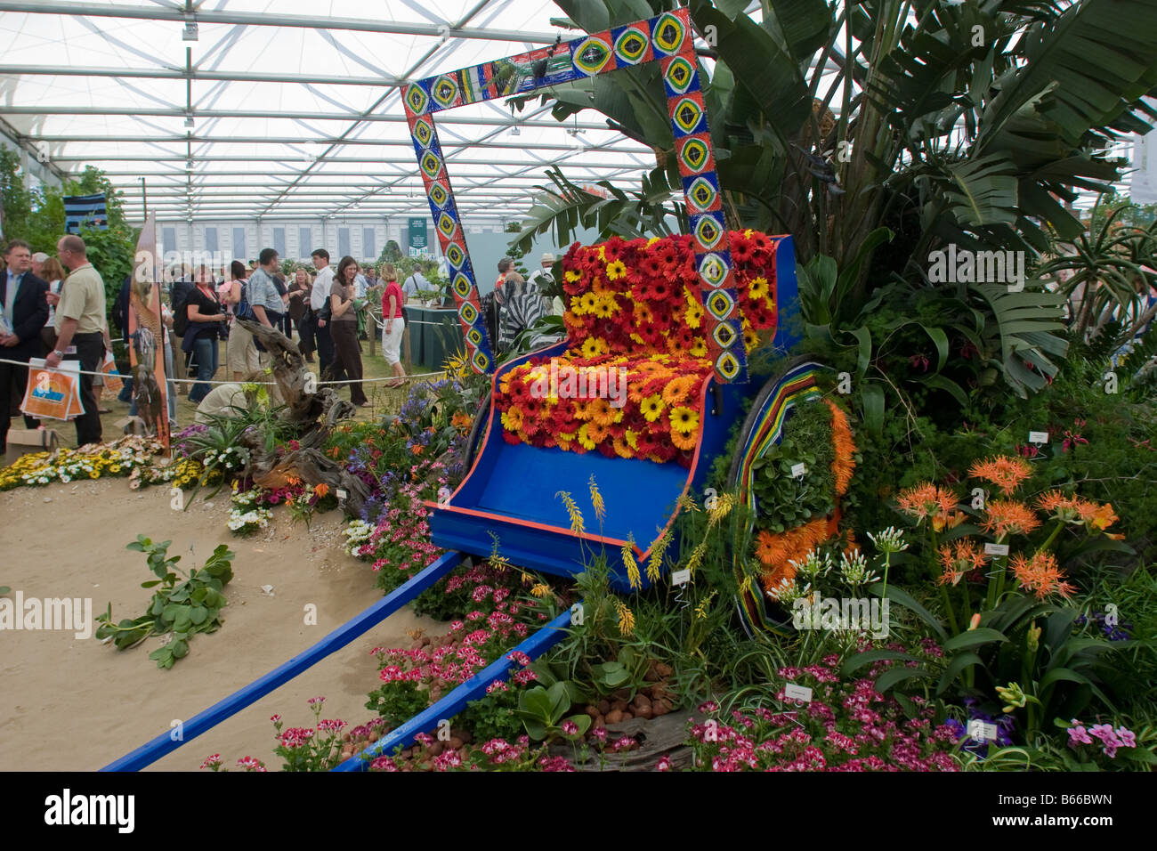 Chelsea Flower Show 2007 feature exhibition stand Stock Photo - Alamy