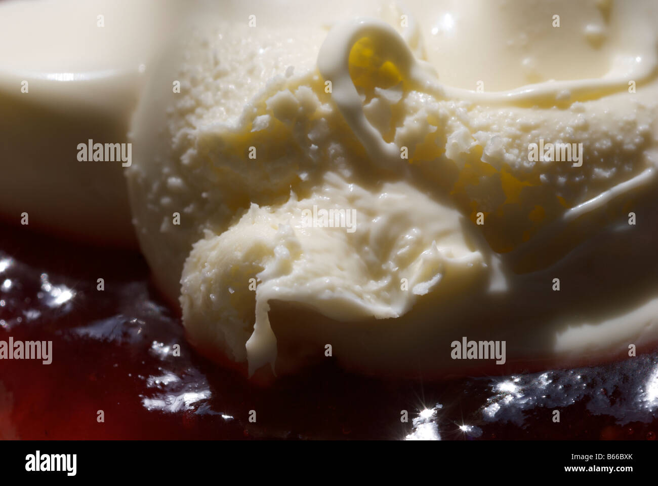 Jam and cream Stock Photo - Alamy