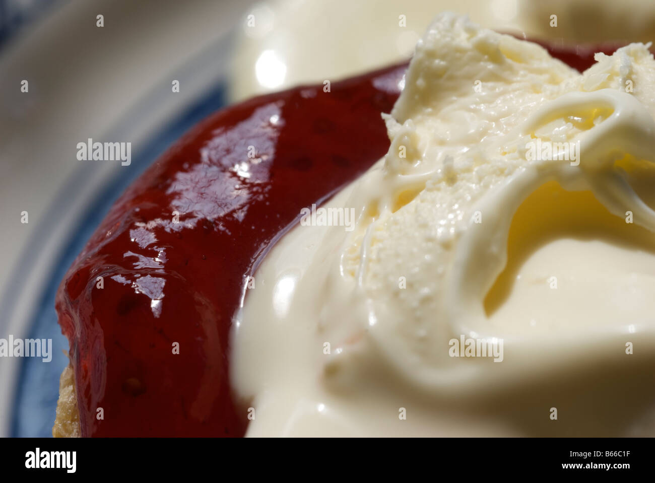 Devonshire cream tea Stock Photo - Alamy