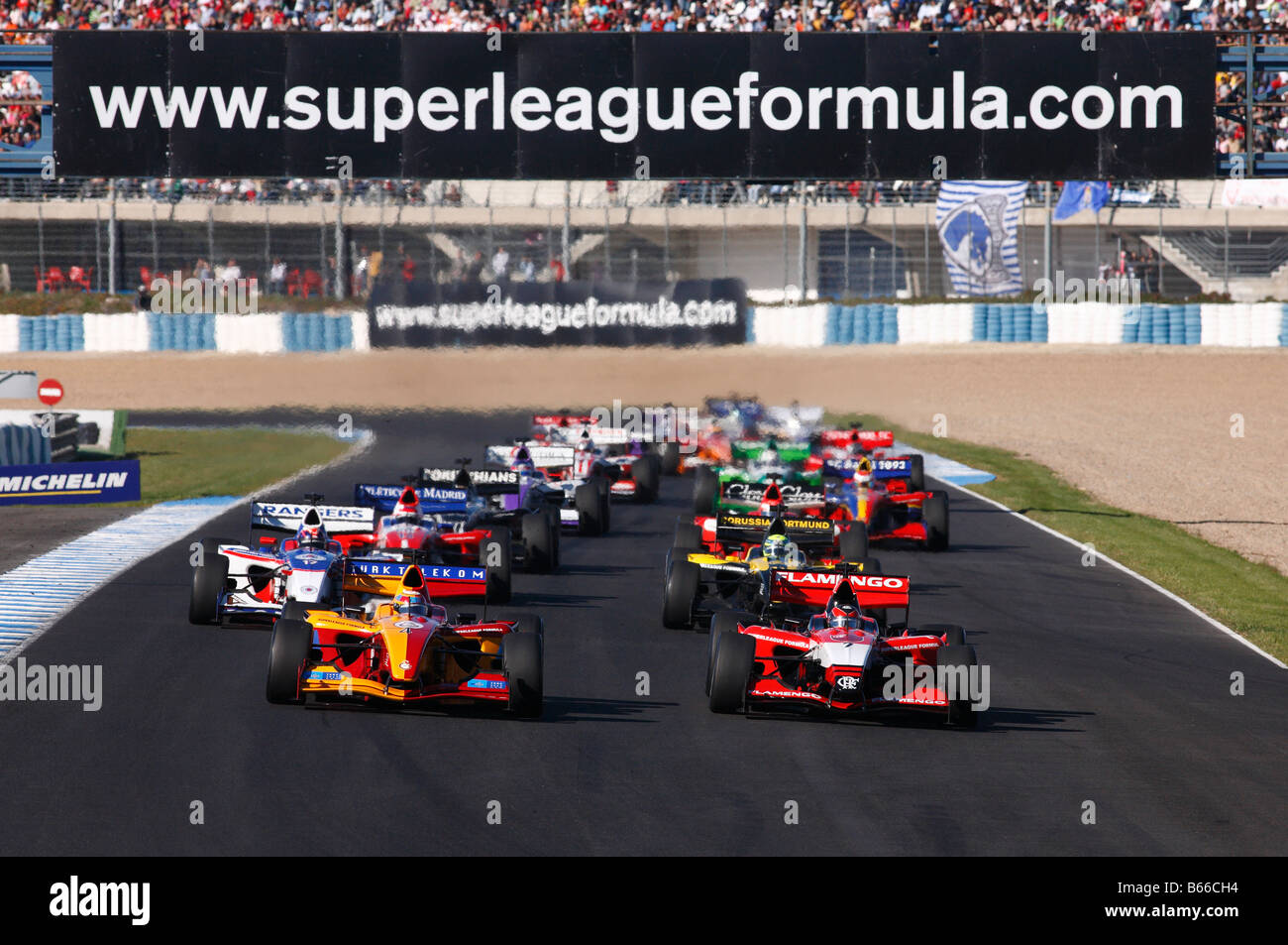 Formation lap hi-res stock photography and images - Alamy