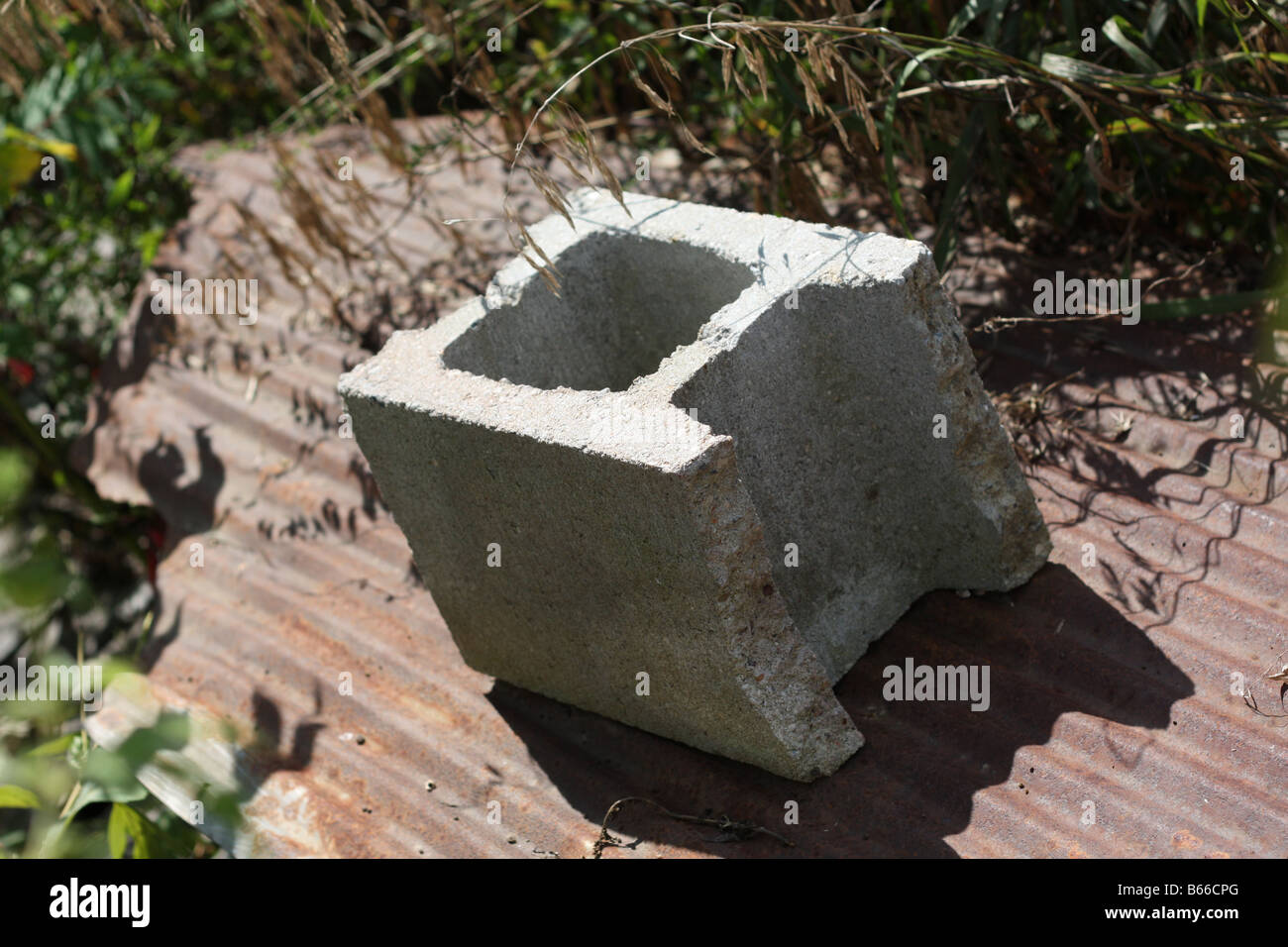Cinder Block High Resolution Stock Photography and Images - Alamy