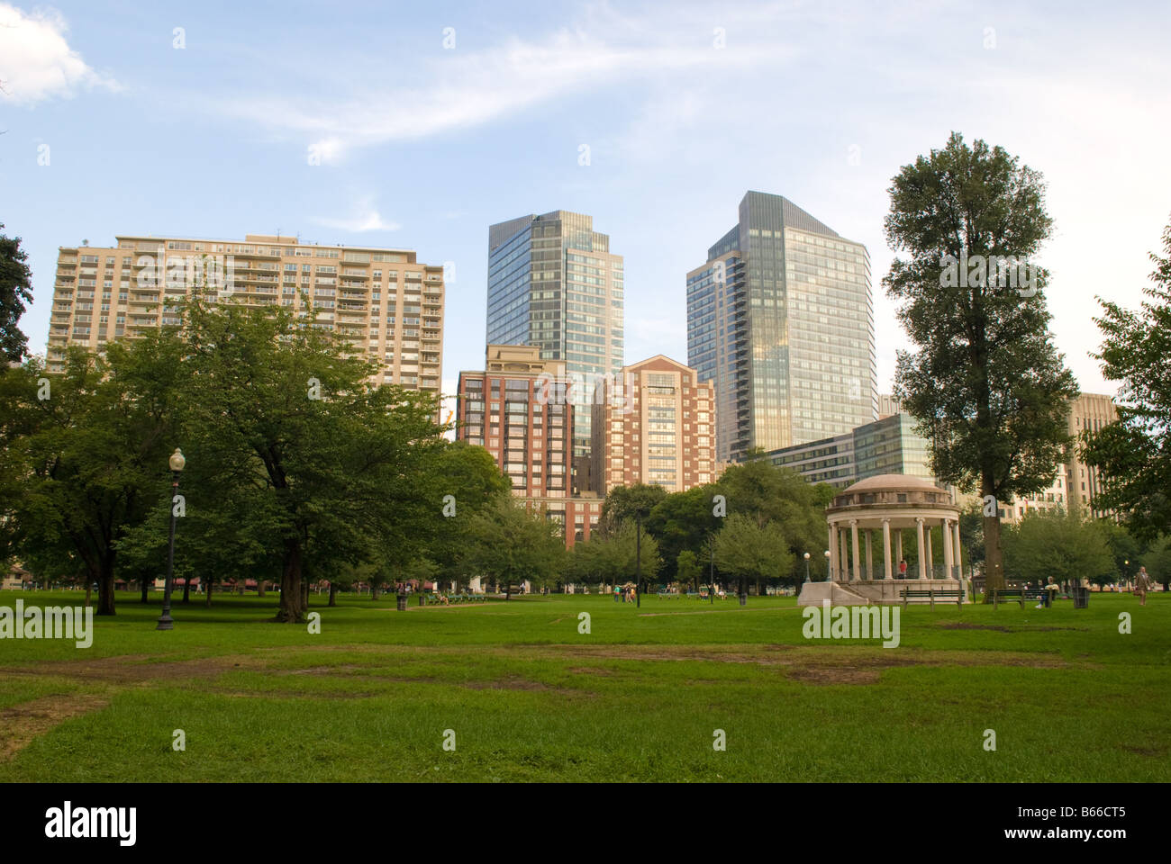 Summer in boston common park hi-res stock photography and images - Alamy