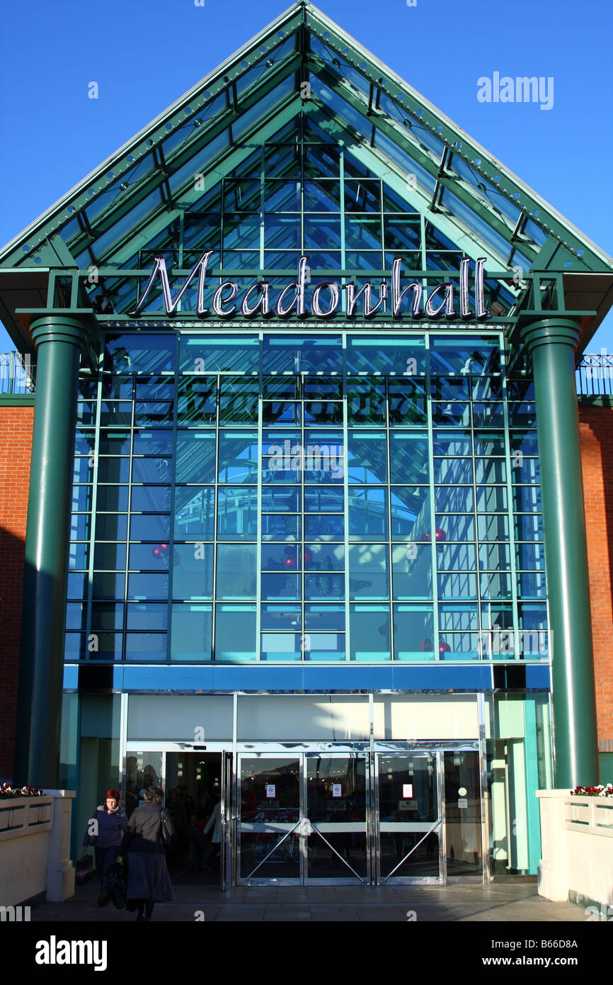 Meadowhall shopping centre sheffield hi-res stock photography and ...