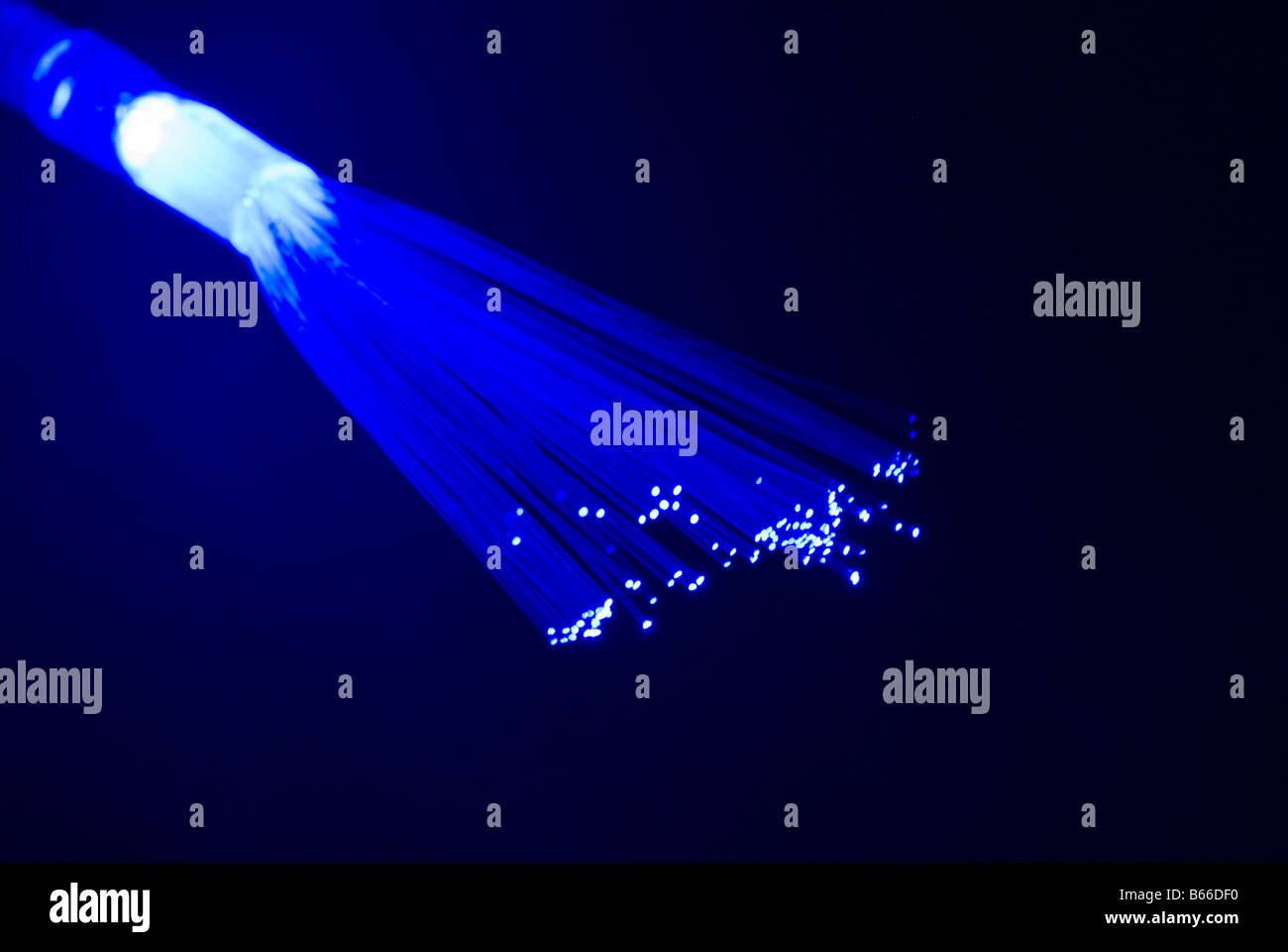 Fibre opic cable hi-res stock photography and images - Alamy