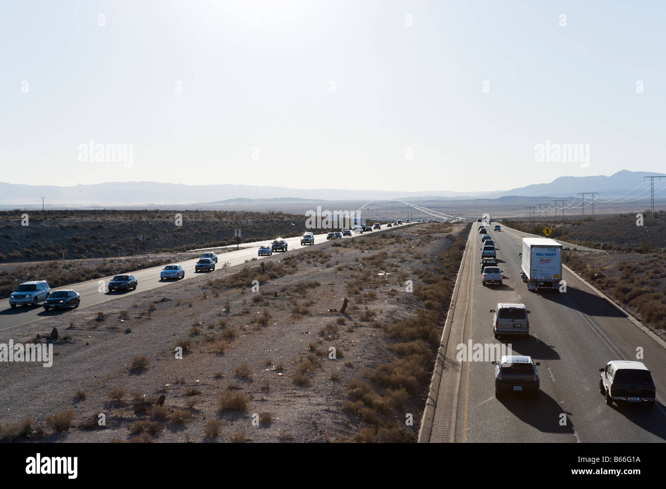 Busy traffic on Interstate 15 in the Mojave Desert between Las Vegas ...