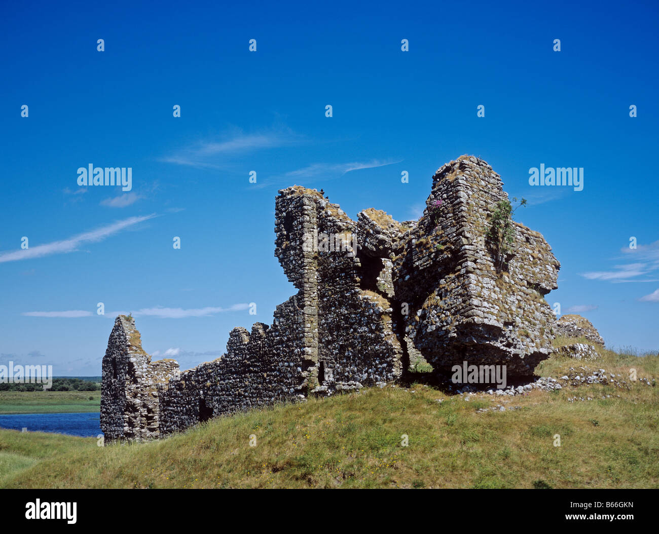 Clonmacnoise castle hi-res stock photography and images - Alamy