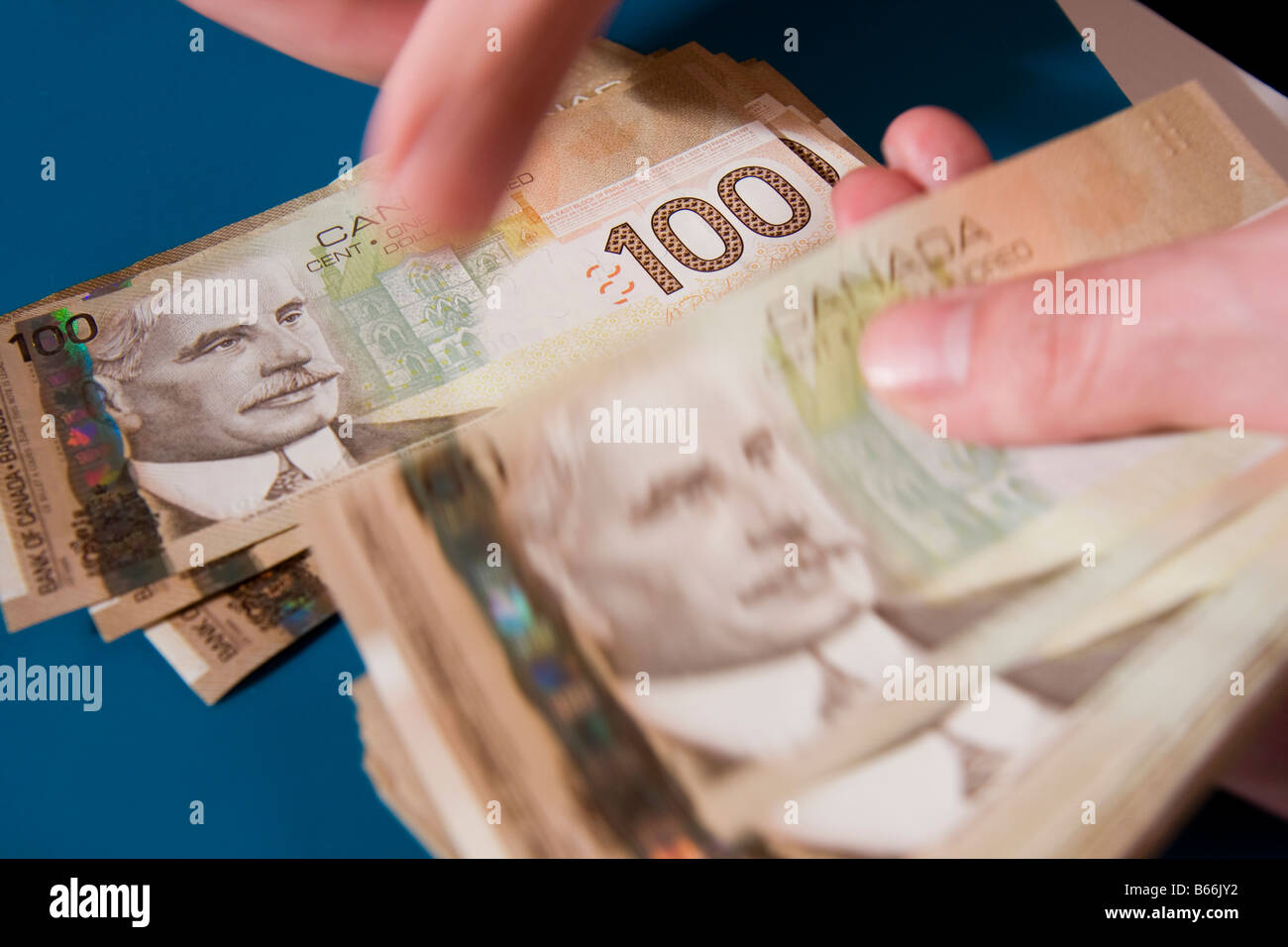 Canadian 100 dollar bill hi-res stock photography and images - Alamy