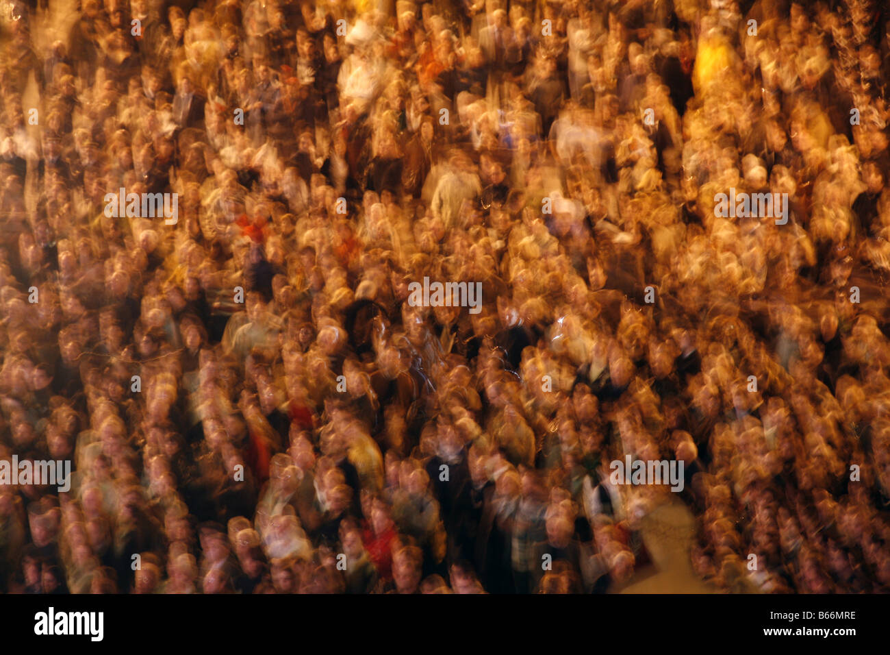 Gig crowd aerial hi-res stock photography and images - Alamy