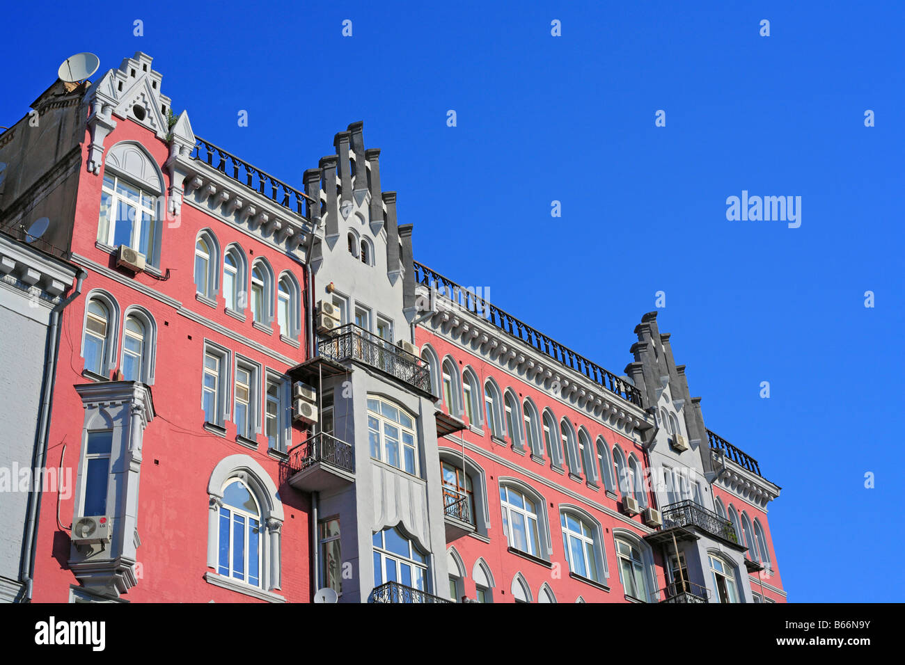 Vintage city architecture, early 20th century building, Kiev, Ukraine ...