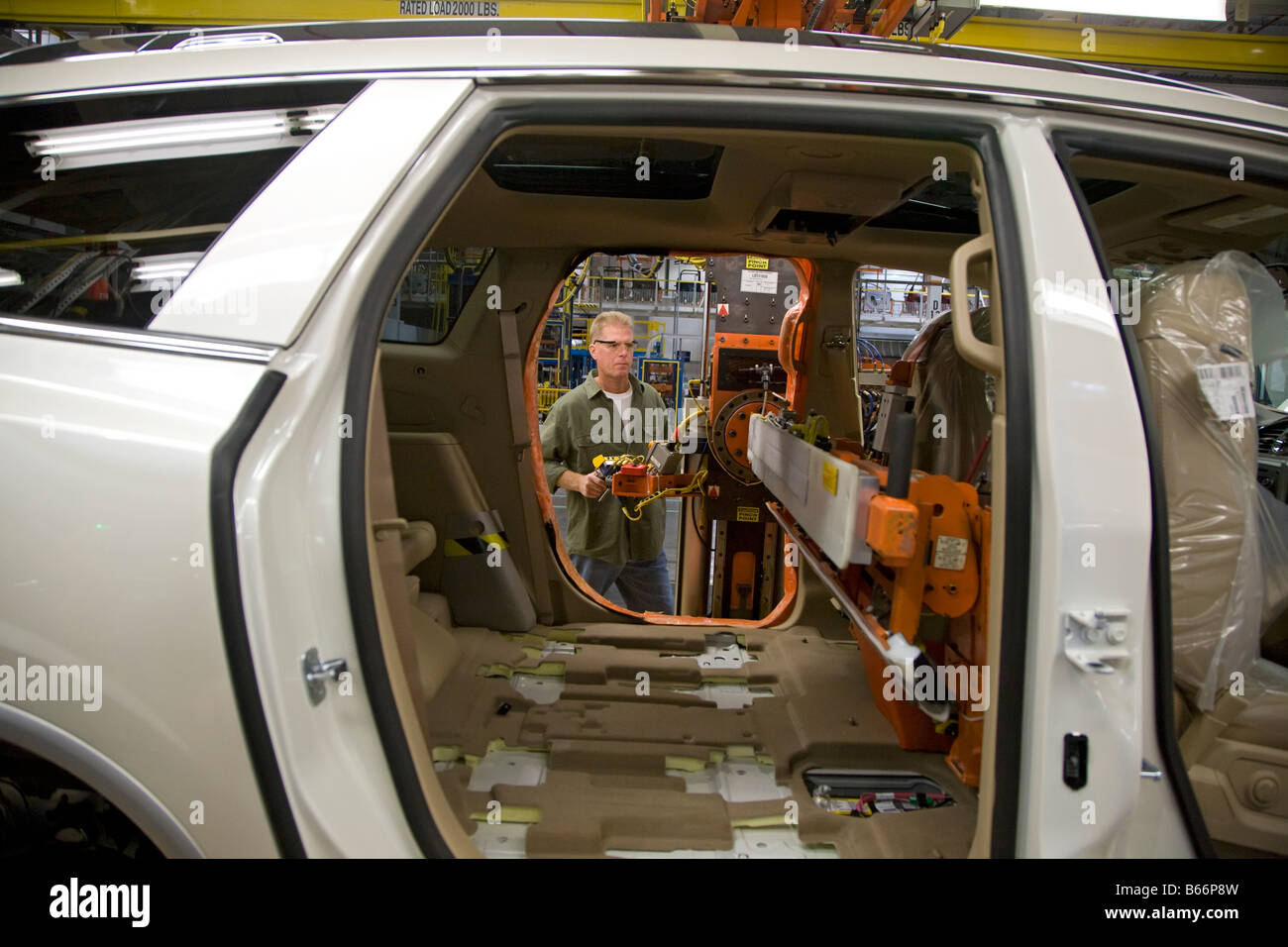 General Motors Assembly Plant Stock Photo - Alamy