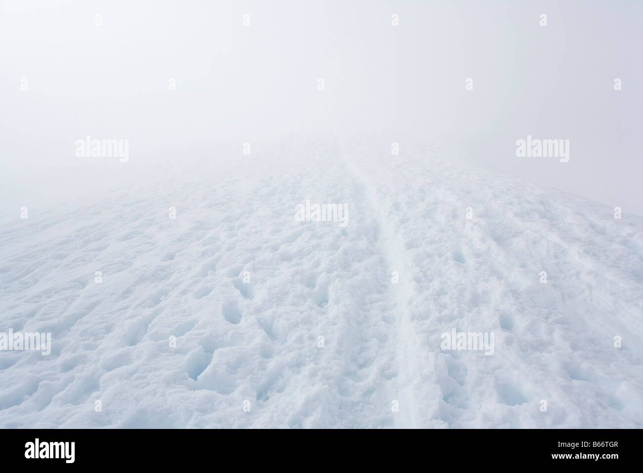 Fog fog fog fog trail hi-res stock photography and images - Alamy
