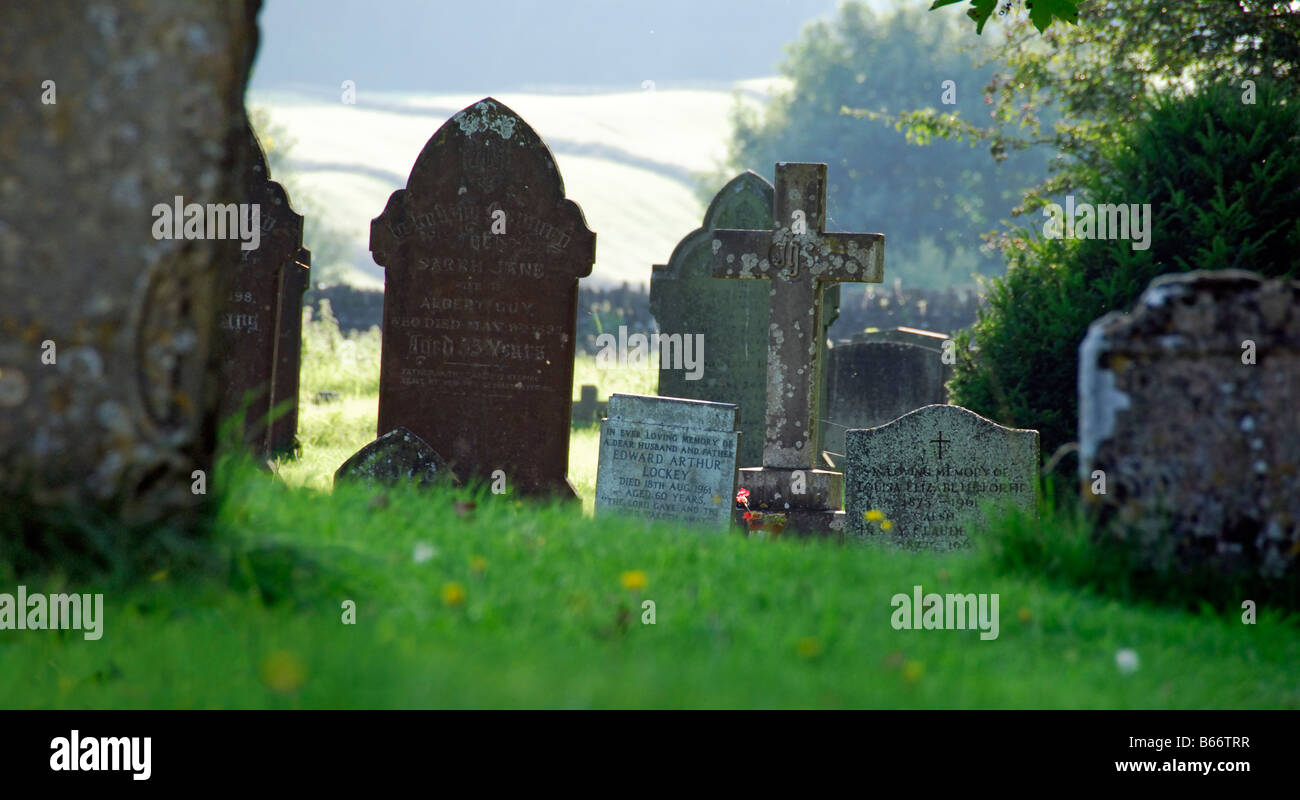 Gravestones in english cemetery hi-res stock photography and images - Alamy