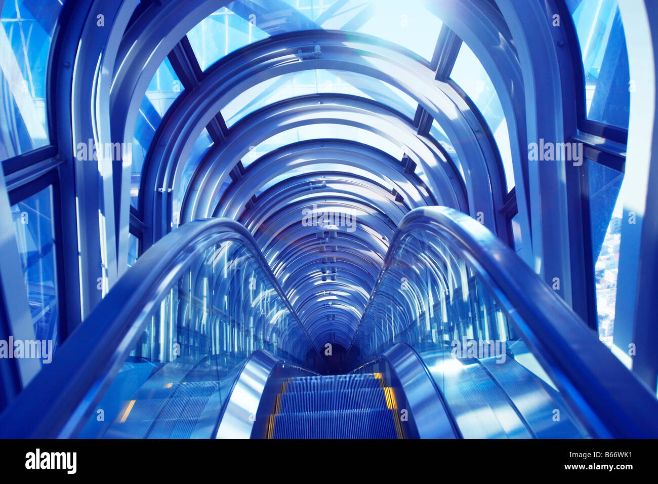 The escalator hi-res stock photography and images - Alamy