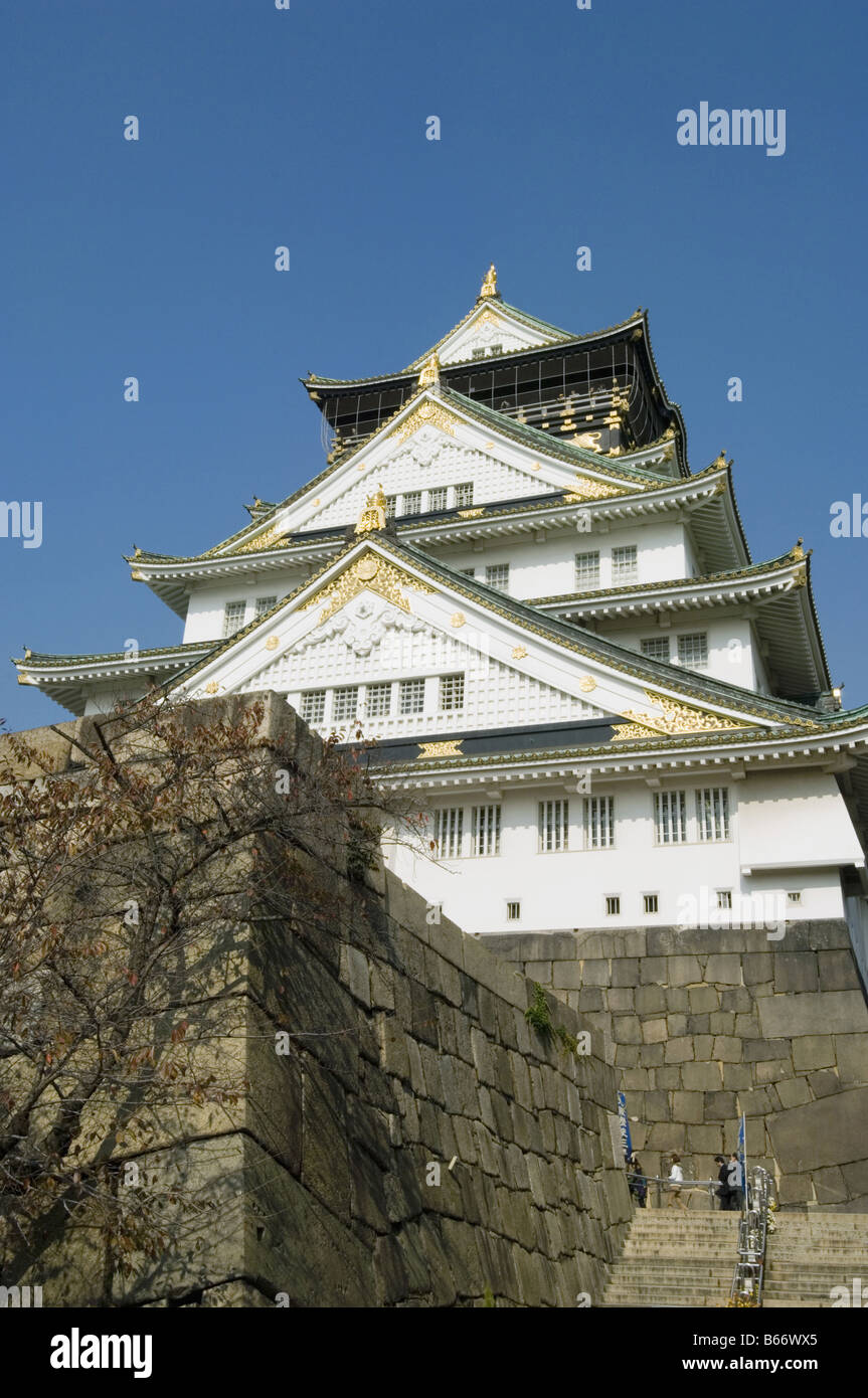 Osaka castle japan exterior view hi-res stock photography and images ...