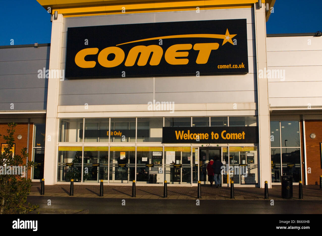 On retail park hi-res stock photography and images - Alamy