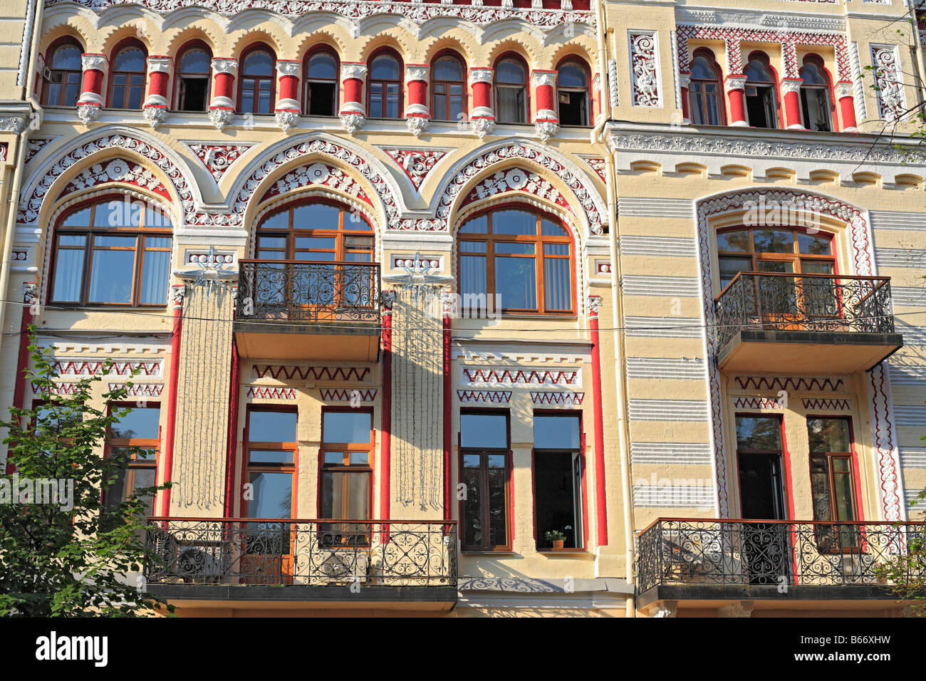 Vintage city architecture, early 20th century building, Kiev, Ukraine ...
