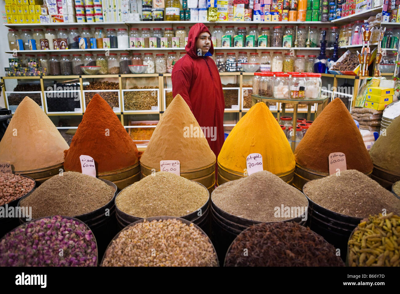 Spices for sale, Mellah district, Marrakesh (Marrakech), Morocco, North ...