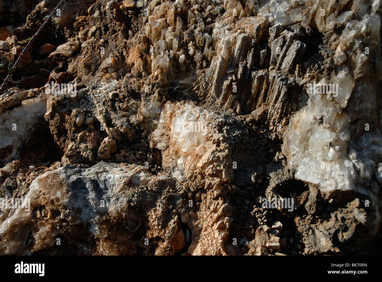 Formation of quartz hi-res stock photography and images - Alamy
