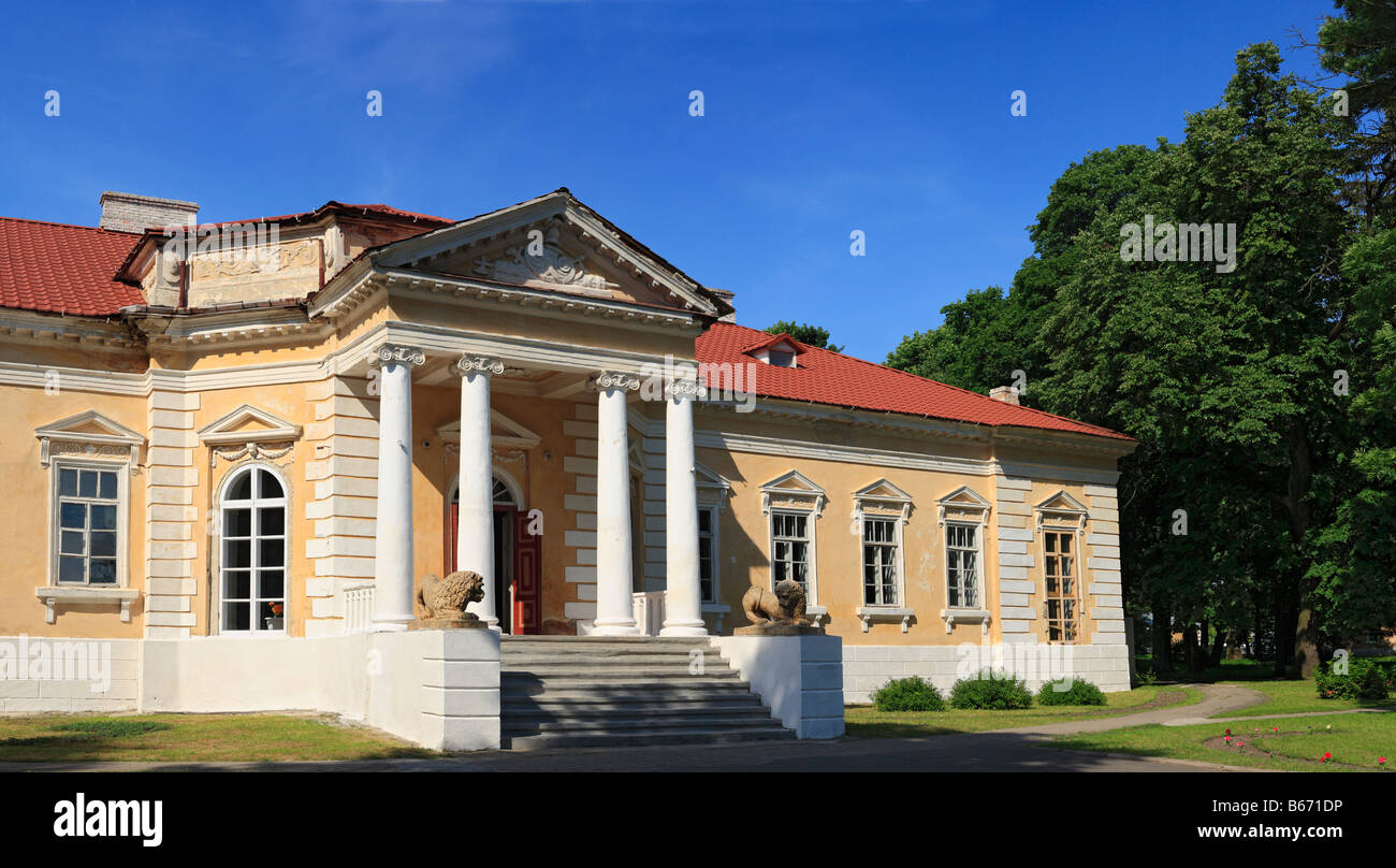 Eighteenth century palace hi-res stock photography and images - Alamy