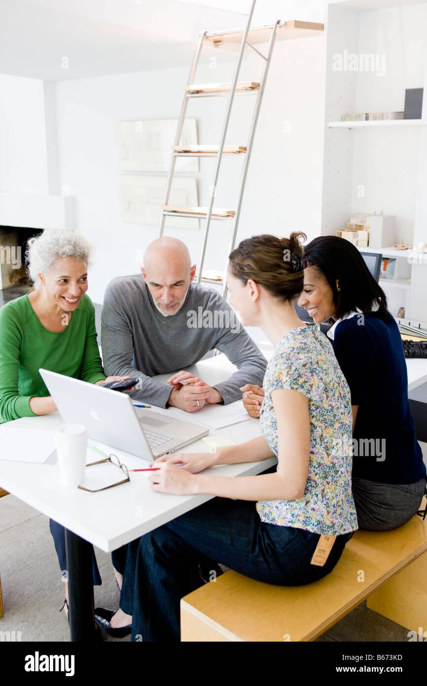 4 people meeting business casual hi-res stock photography and images ...