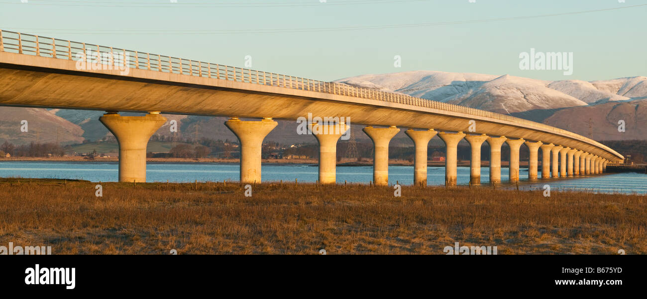 Scottish bridges panorama hi-res stock photography and images - Alamy