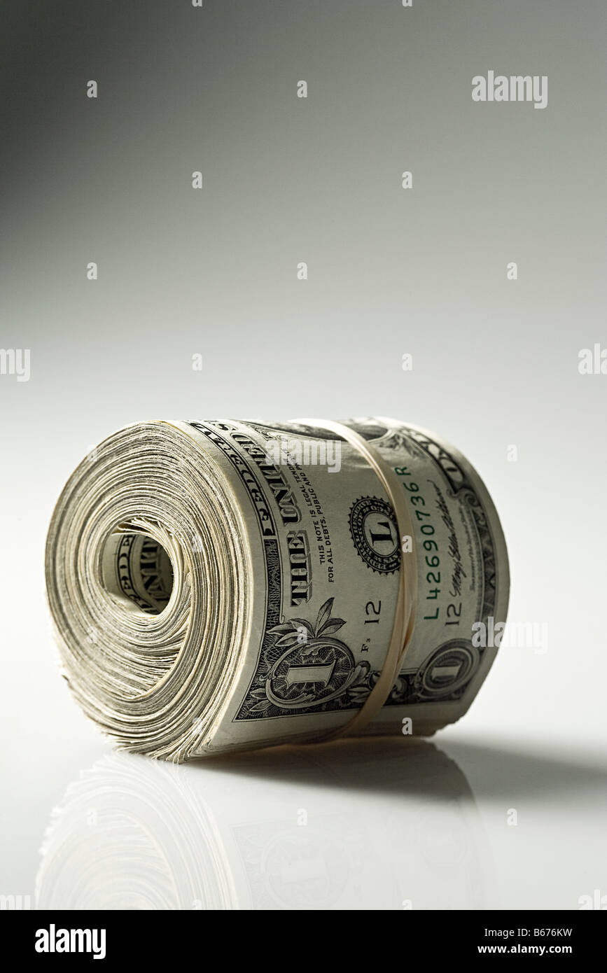 Rolled up note hi-res stock photography and images - Alamy Rolled up note hi-res stock photography and images - Alamy