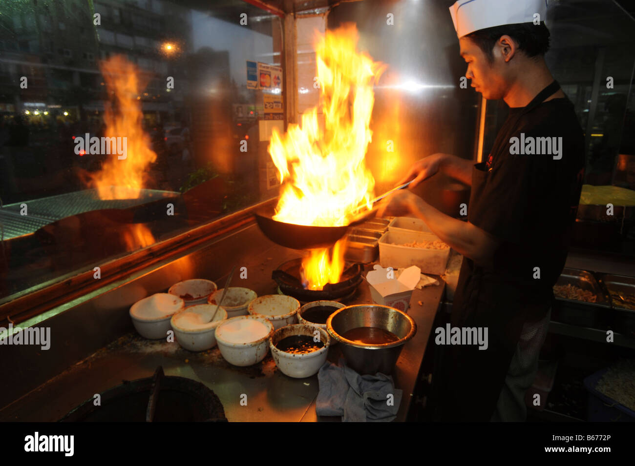 Thai pan hi-res stock photography and images - Alamy