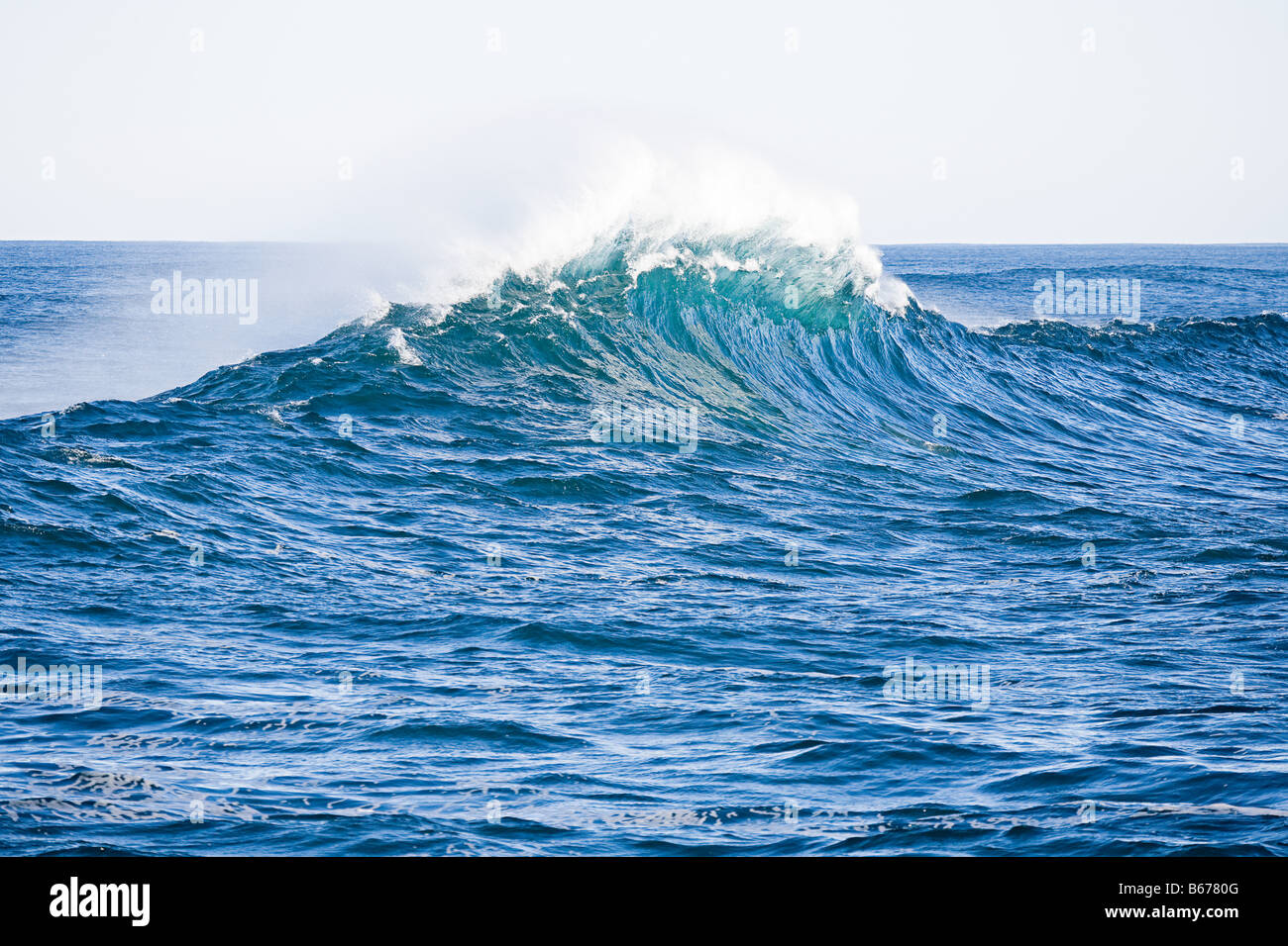Ocean Wave Stock Photos & Ocean Wave Stock Images - Alamy